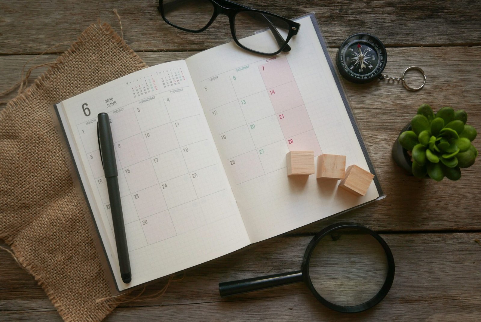 Calendriers et agendas bancaires : pourquoi la banque offre-t-elle ces ...